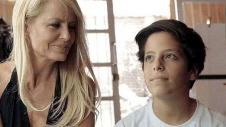 El hijo de Cecilia Bolocco y Carlos Menem busca su herencia