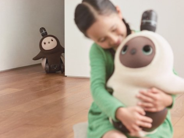 Conocé a Lovot, el robot creado para combatir la soledad