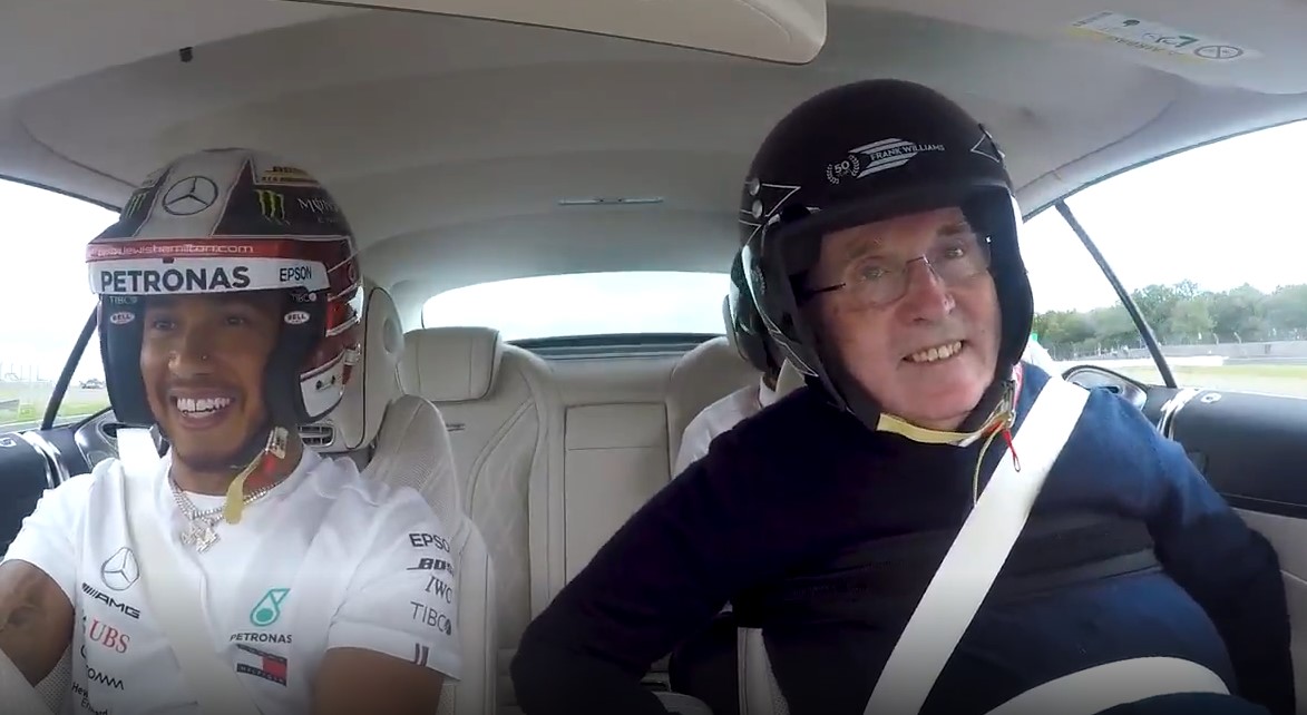 Lewis Hamilton, en “modo Hooligan” con Frank Williams
