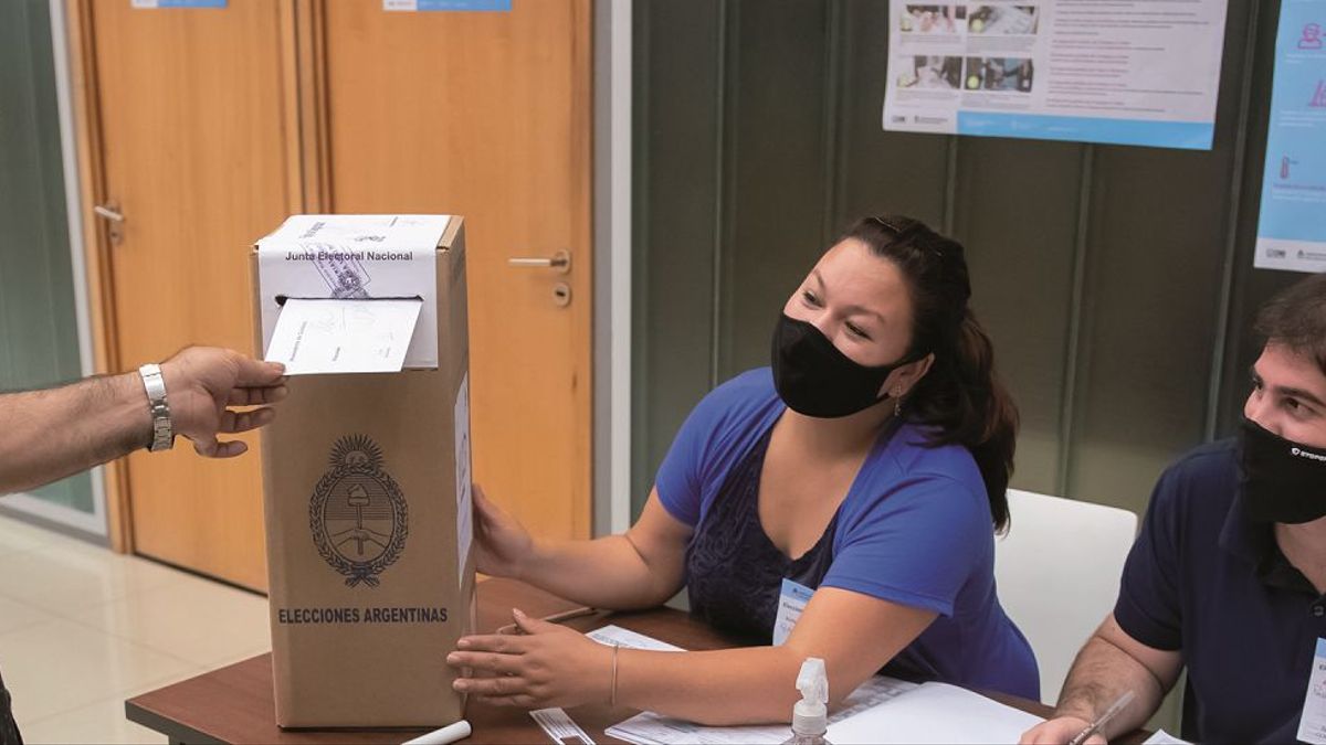 PASO 2021: Quiénes no tendrán permitido ingresar a votar