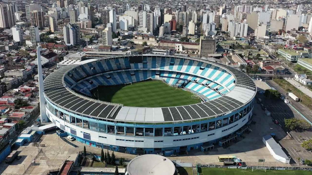 Violento episodio entre barras en los alrededores de Racing Club