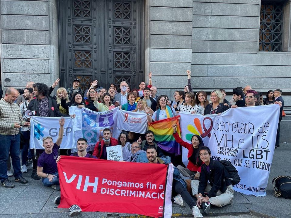 Ley de VIH: la deuda del Estado con la población que convive con el virus