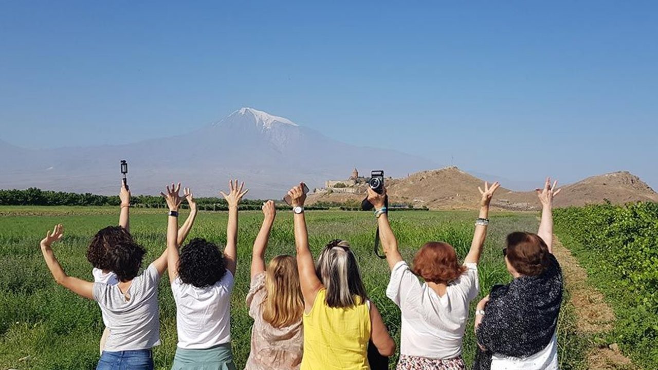 Organiza viajes grupales para mujeres que quieran ser divas en NY