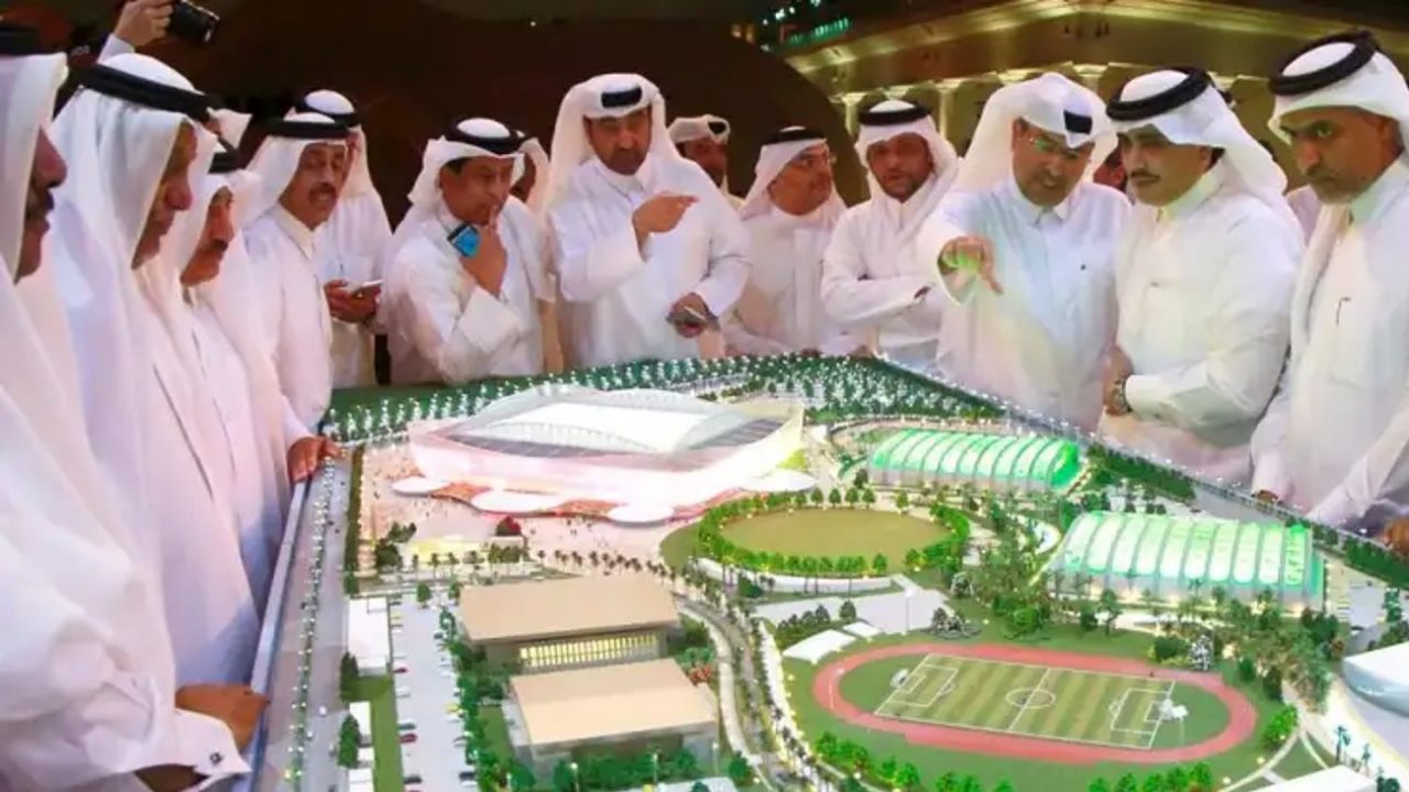 Un jeque qatarí regaló entradas a hinchas argentinos