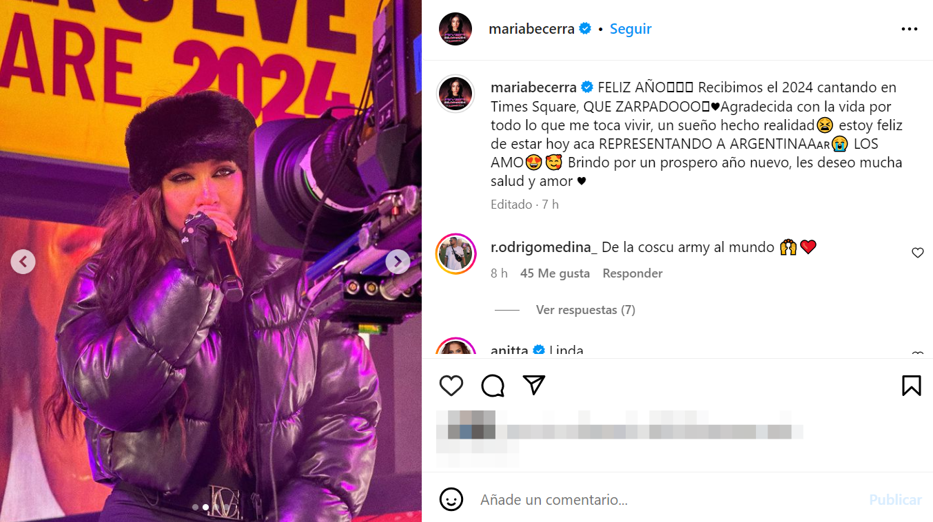 María Becerra recibió el 2024 con un show en el Time Square