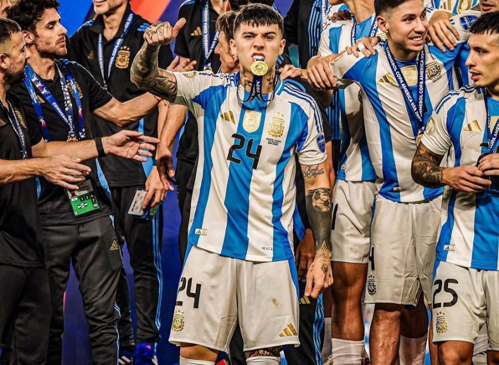 Enzo Fernández podría recibir una dura sanción por la canción racista ...